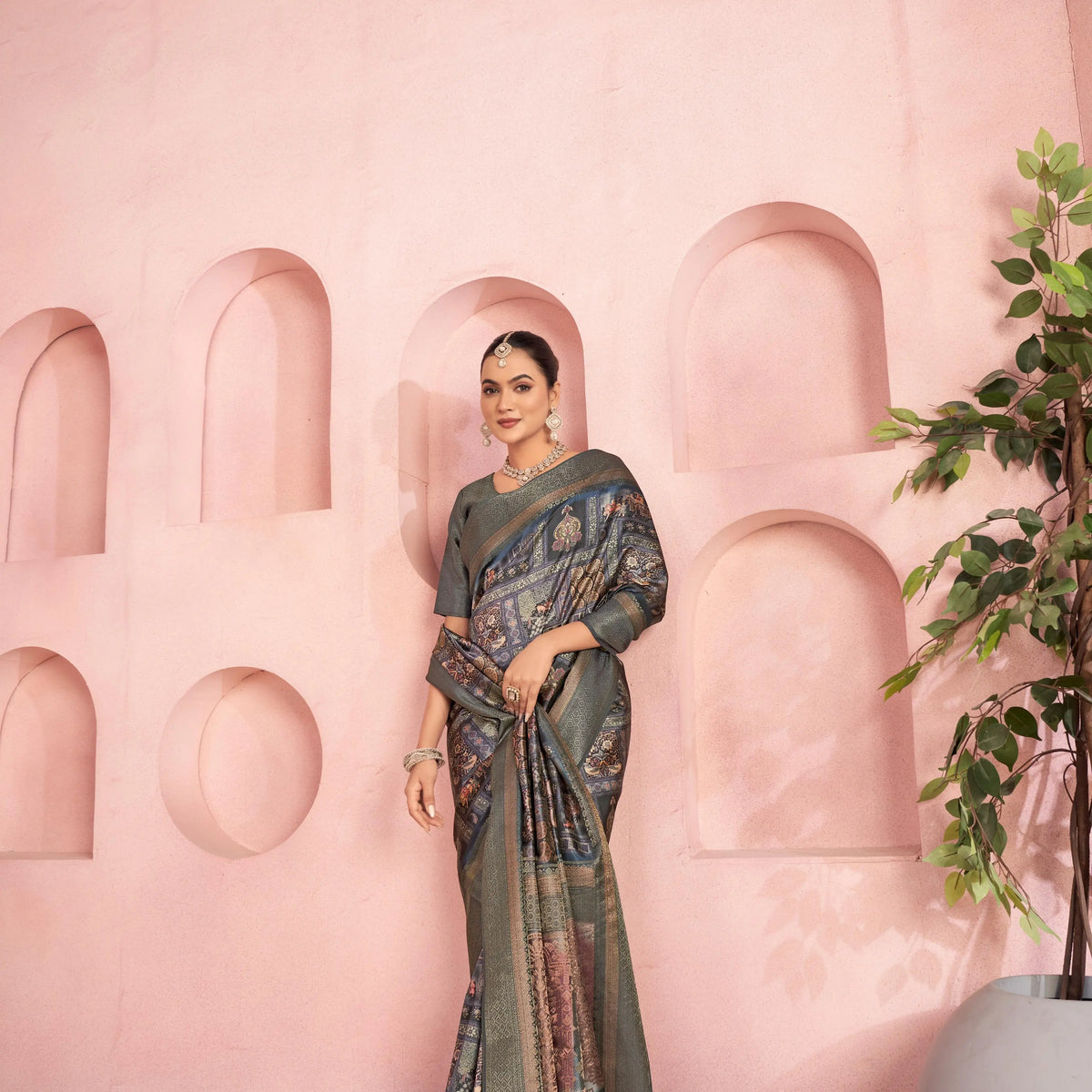 Timeless Grey Diya Silk Saree with Jacquard Border – sedoracouture